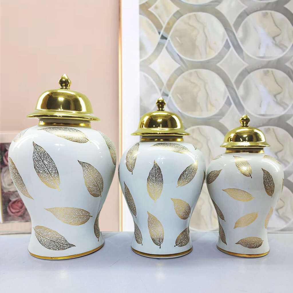 High Quality Metal Body Golden Color Decorative Flower Design Luxury ...